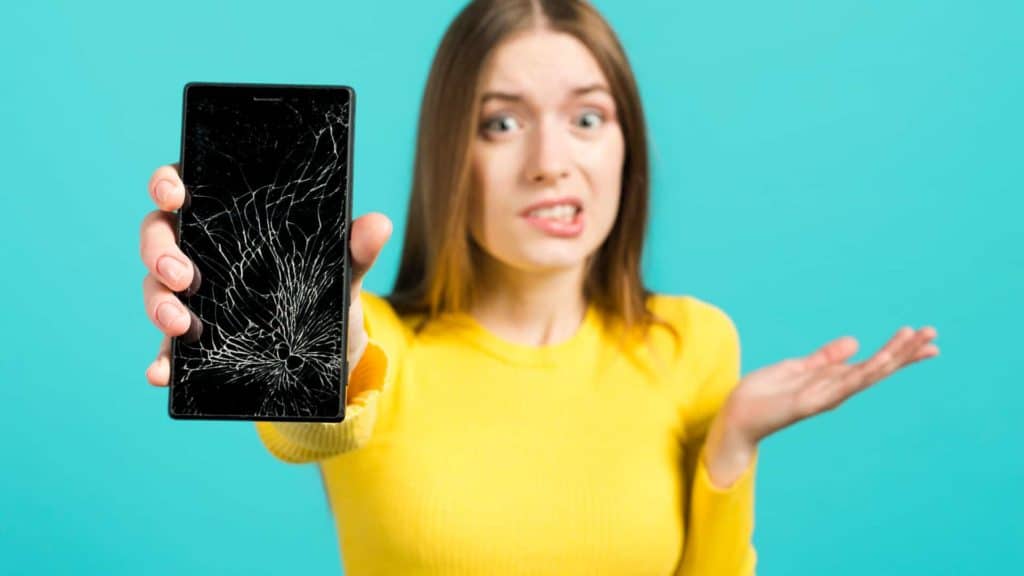 Why Are Phone Screens Still Made From Glass (And Not Plastic)